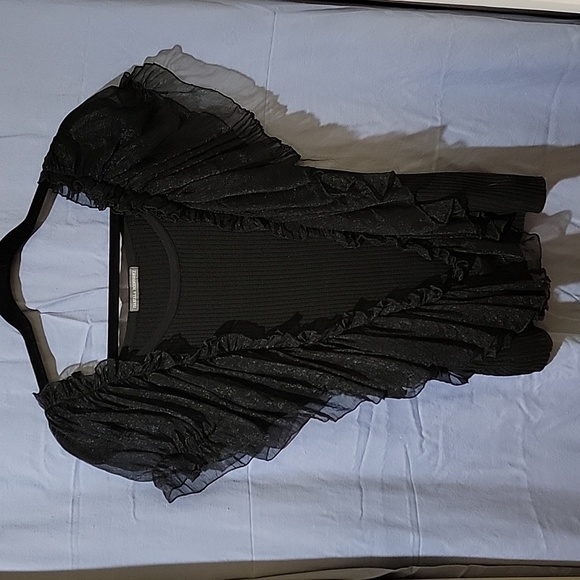 Isabella Rodriguez | Tops | Isabella Rodriguez Womans Top | Poshmark